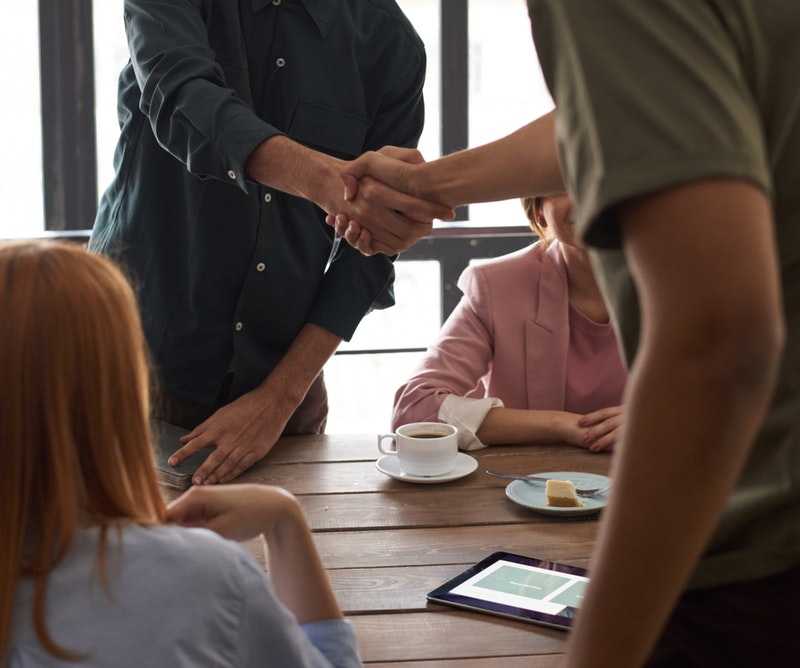 Qui peut m'aider ? - Yana-J